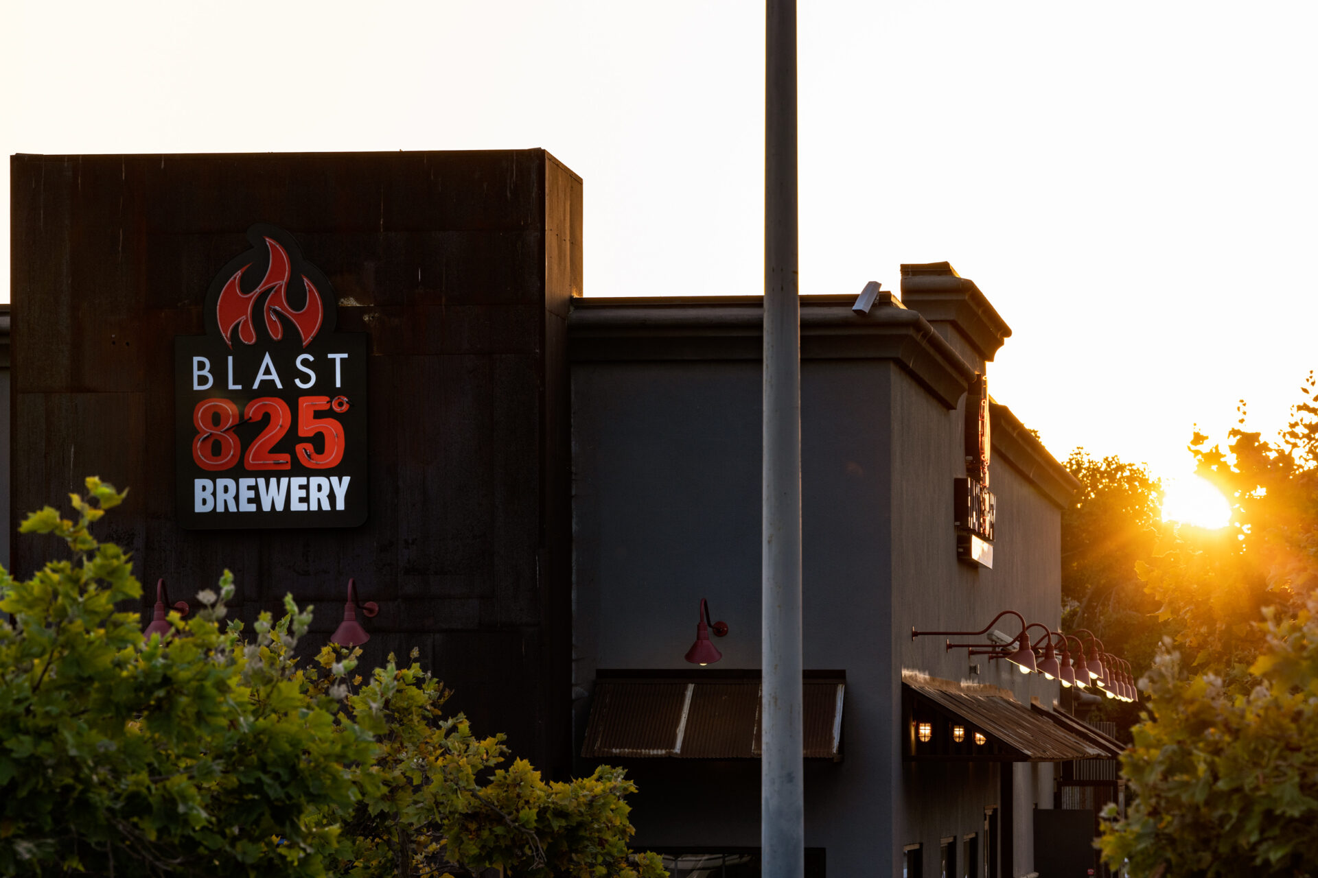 Blast 825 Brewery - Arroyo Grande & Orcutt | Have A Blast!